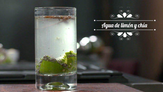 Agua de limón y chía. — Chef Oropeza
