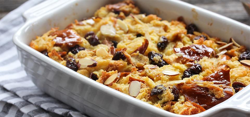 Capirotada con Naranja y Fresa | Chef Oropeza